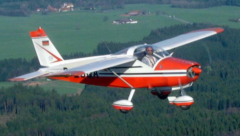 MFI-9HB JUNIOR - PLANS AND INFORMATION SET FOR HOMEBUILD (Bölkow Bo-208 ...